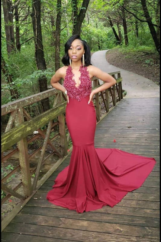 Fascinating Stylish Halter Short Red Prom Dresses 2021 - Bridelily